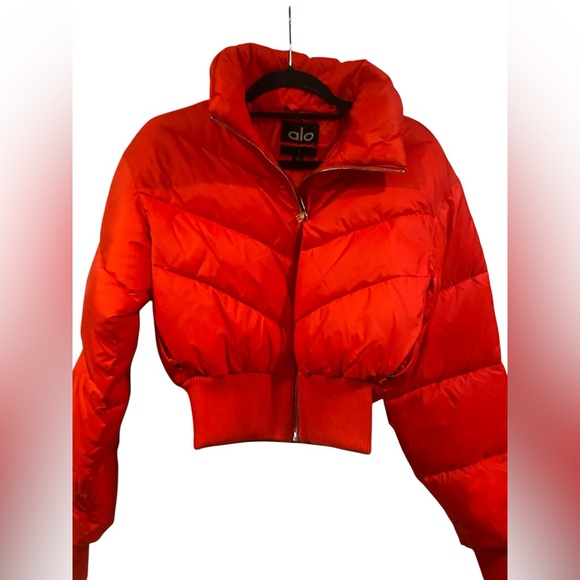 ALO Yoga | Jackets & Coats | Nwt Alo Yoga Cropped Atmosphere Puffer ...